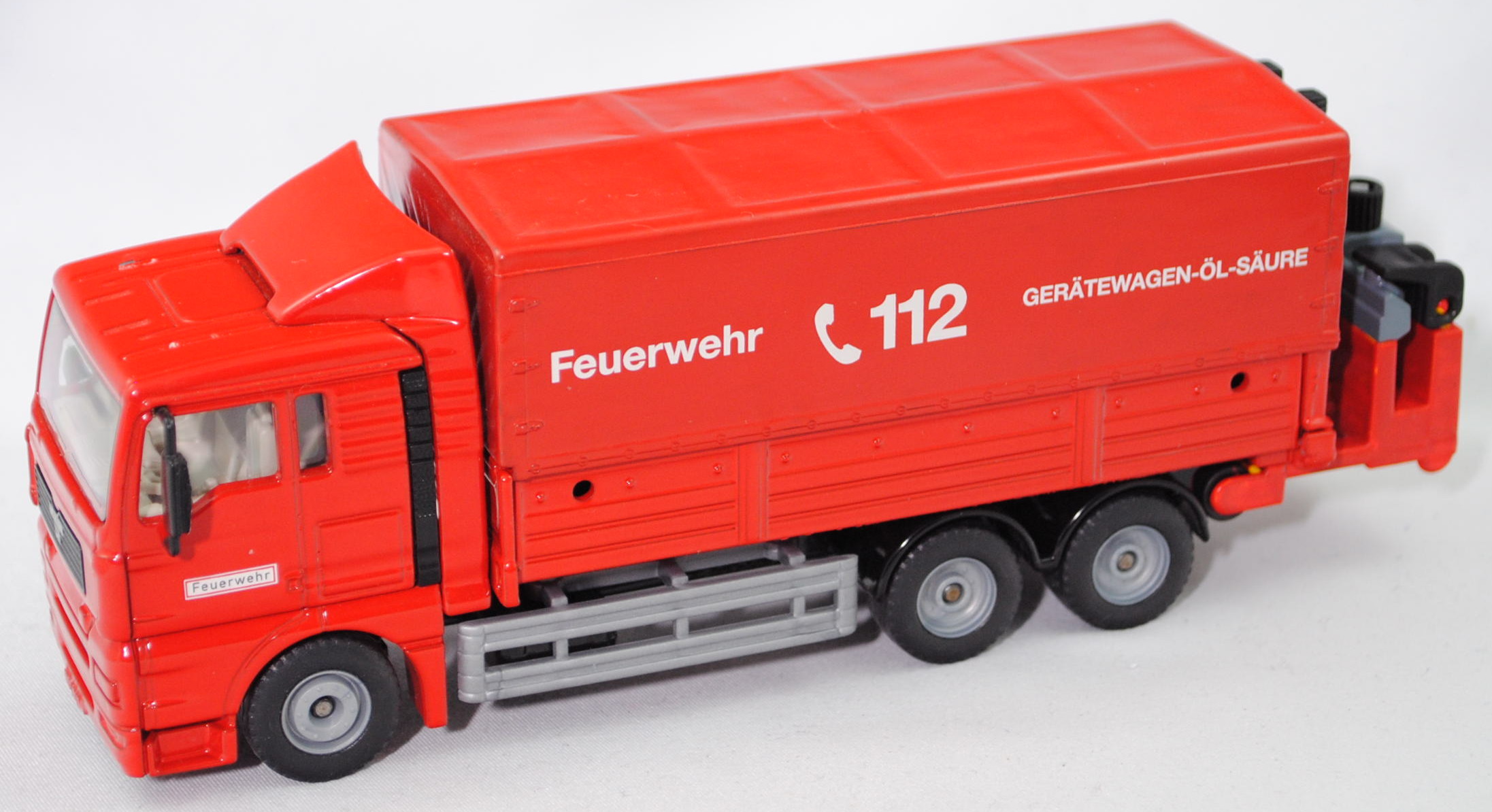 MAN TGA (Modell 2000-2004) mit kooi aap® Mitnahmestapler, rot ...