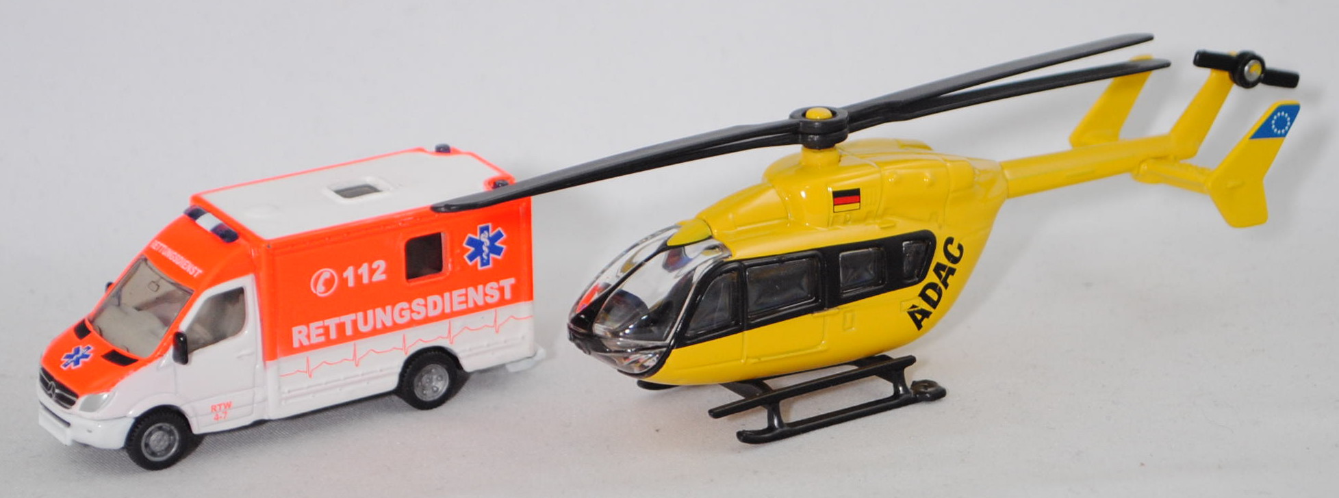 00002 Rettungsdienst-Set: Mercedes Sprinter und Hubschrauber, weiß ...