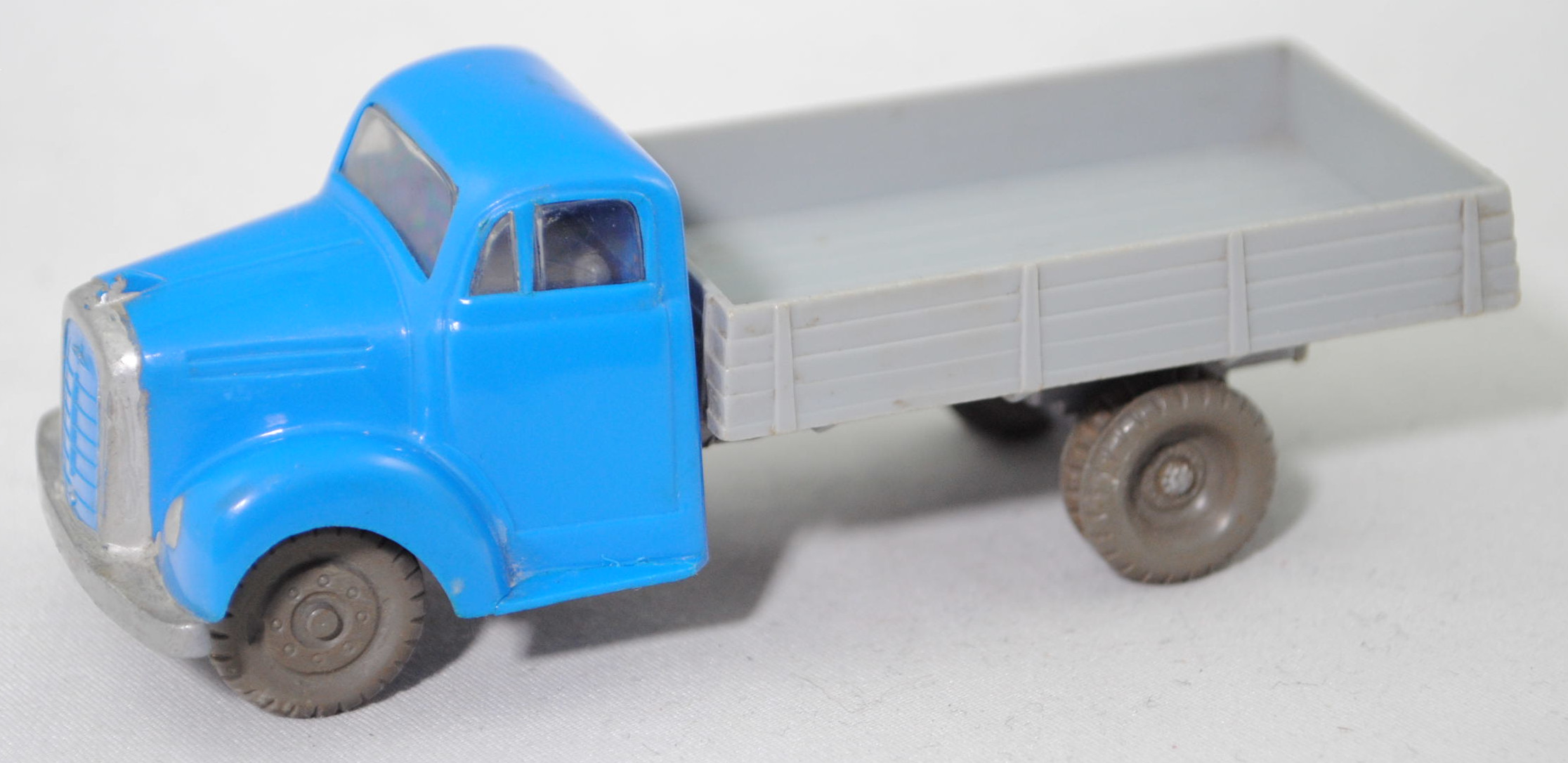 00002 Borgward 4 To Diesel B 4000 Kipper (Modell 1952-1957), blau ...