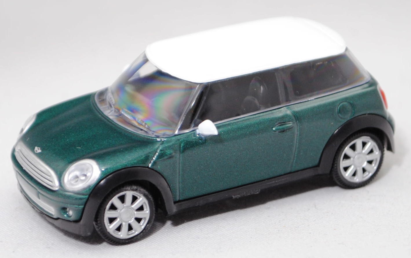 MINI Cooper (1. Gen., Typ R50, Modell 2001-2004), british racing green ...