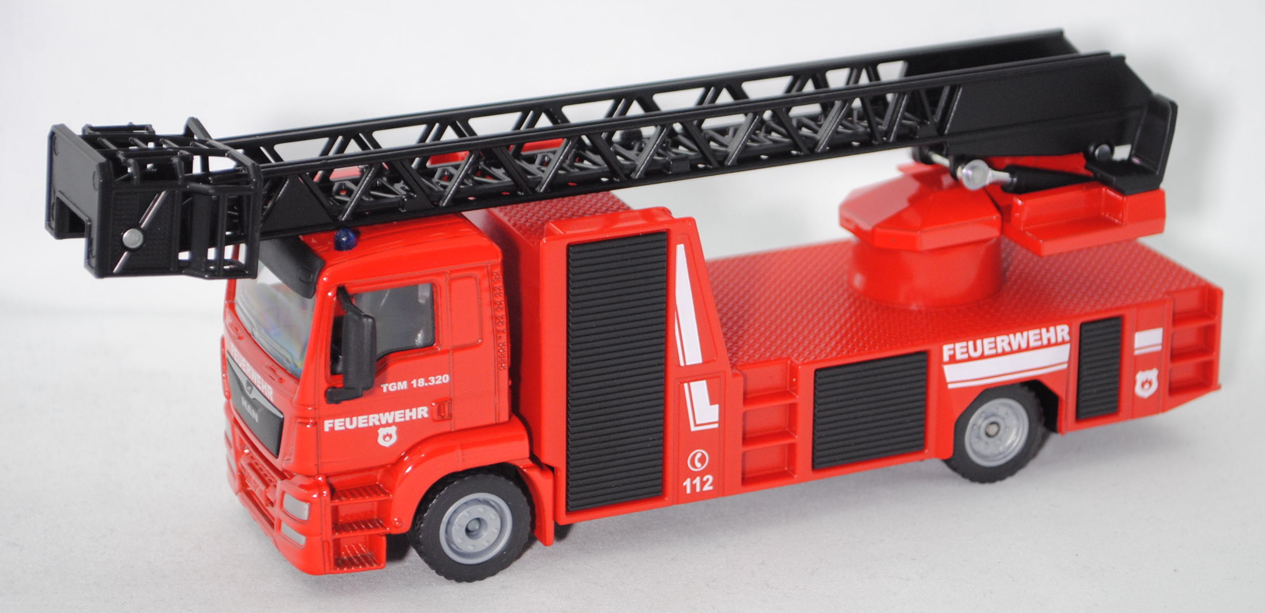 00000 Hubrettungsfahrzeug MAN TGS 18.320 Feuerwehr-Drehleiter, rot ...